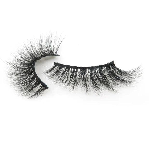 False Eyelashes for Natural, Dramatic & Everyday Looks – BWOW Cosmetics